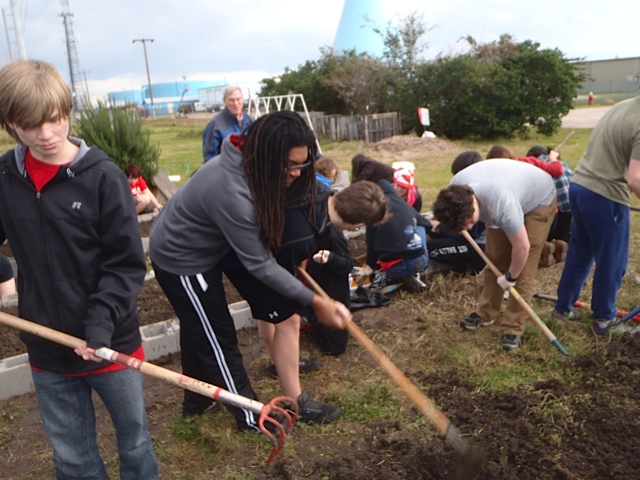 Youth Rally Work Project Big Success | BAUUC Community Garden